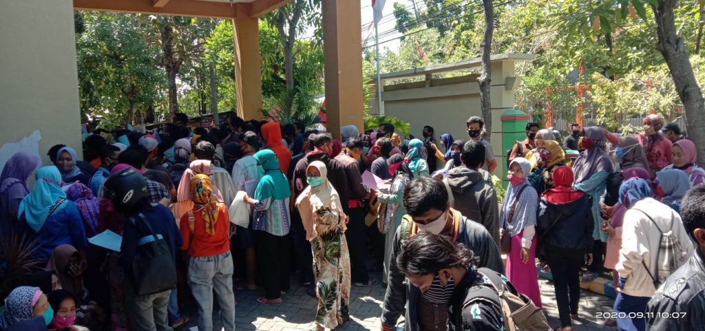 Hari Terakhir Pengajuan Berkas BLT Senilai 2,4 Juta Ciptakan Antrian ...