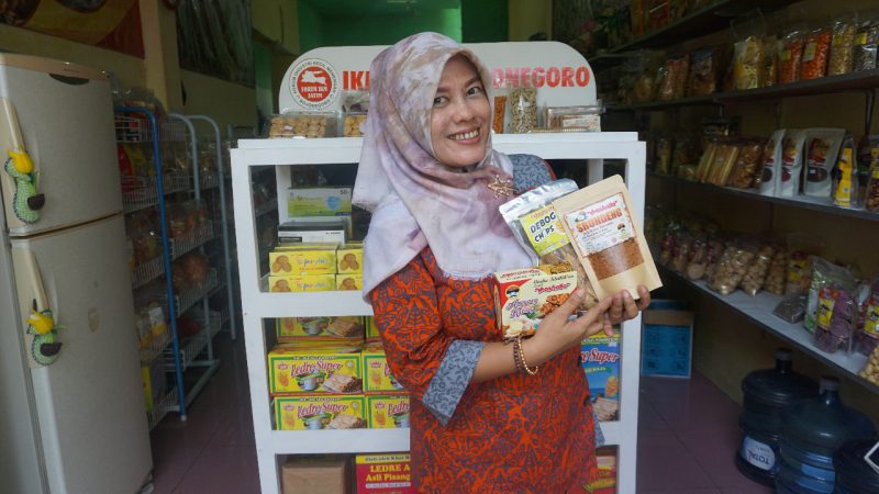 Keripik Debog dan Mindek Sengon Yuni Tembus Pasar Kanada dan Singapura ...