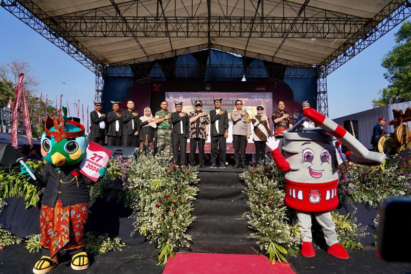 Launching Maskot Sijalih Dan Bolih, Pj Adriyanto Ajak Warga Bojonegoro ...