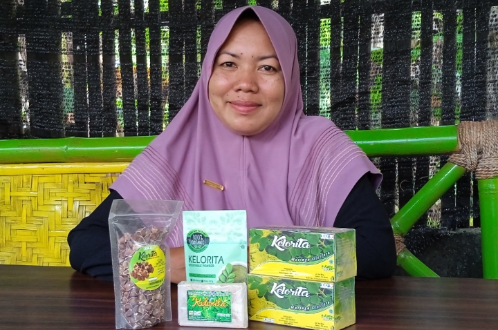 KWT Sri Rejeki BumDes Langgeng Makmur Olah Kelor Menjadi Produk ...