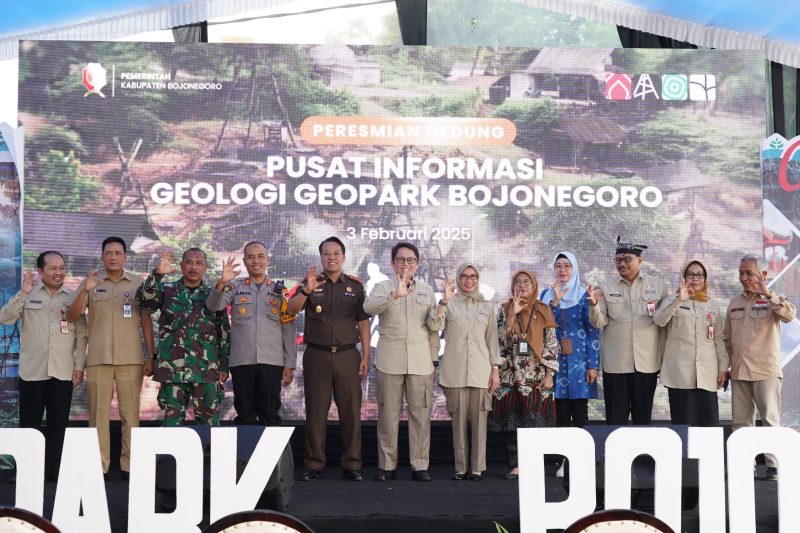 Menuju Pengakuan UNESCO, Pemkab Resmikan Gedung Pusat Informasi Geologi ...